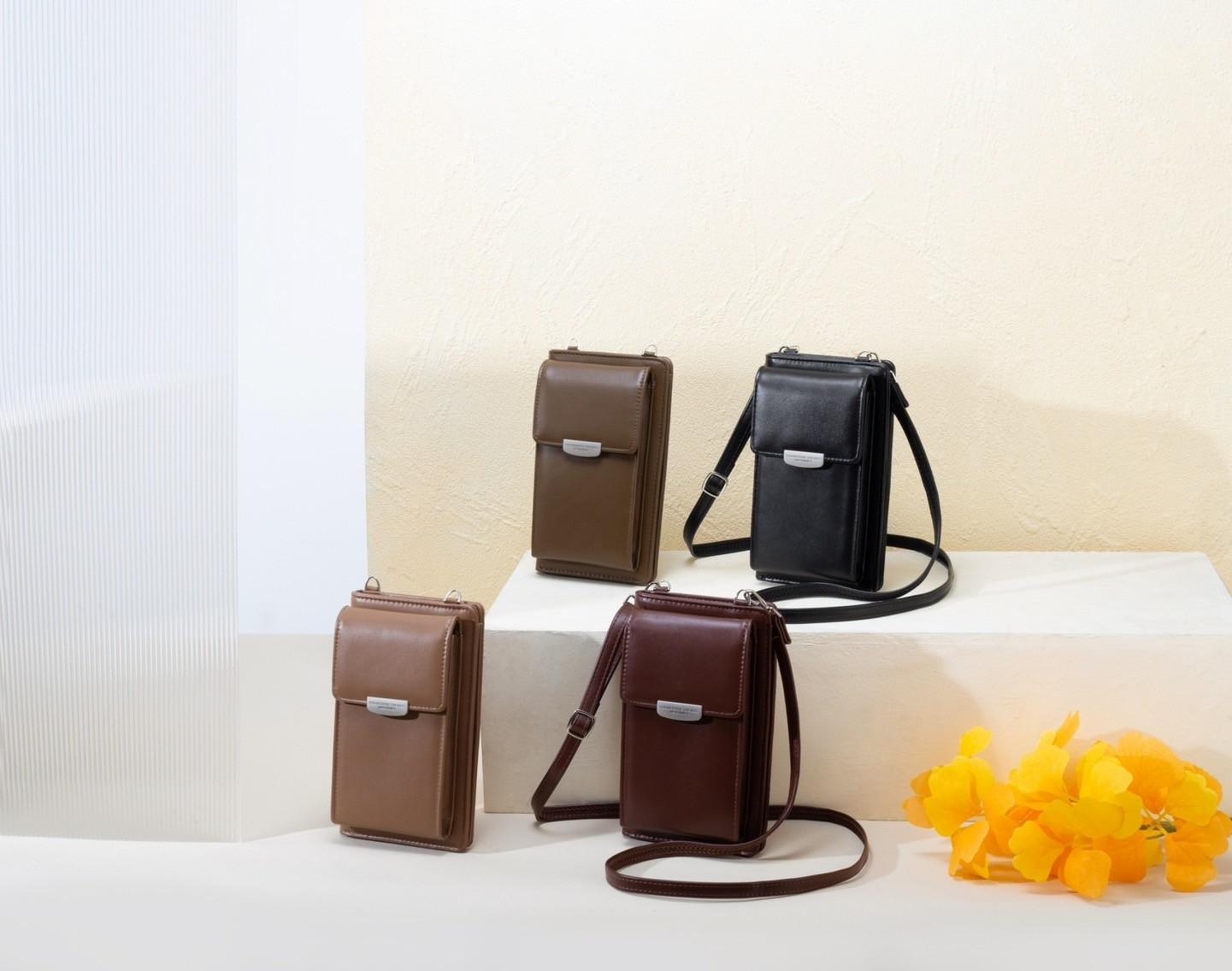 Gaya Simple dengan Tas Kecil Jims Honey Beatrice Mini Bag Plus - Jims Honey