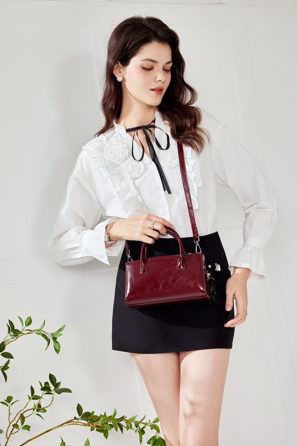 Tas Terbaru Jims Honey Nadien Bag: Minimalis & Stylish! - Jims Honey